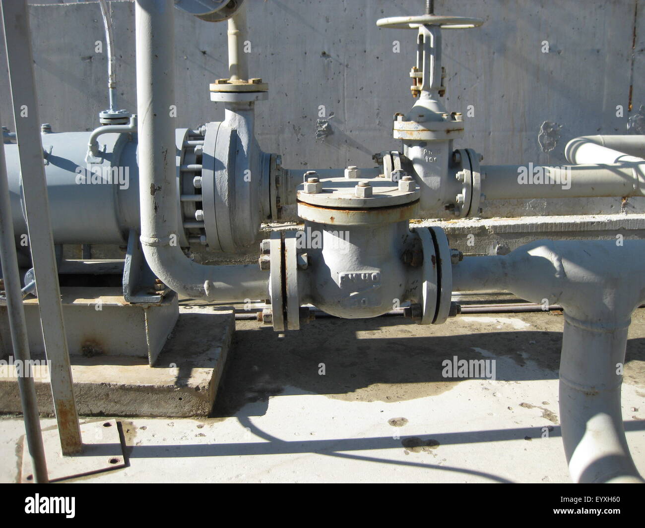 Oil refinery. Equipment for primary oil refining Stock Photo - Alamy