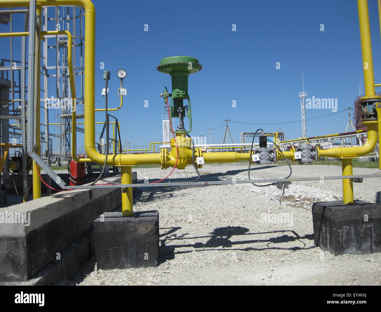 Oil refinery. Equipment for primary oil refining Stock Photo - Alamy