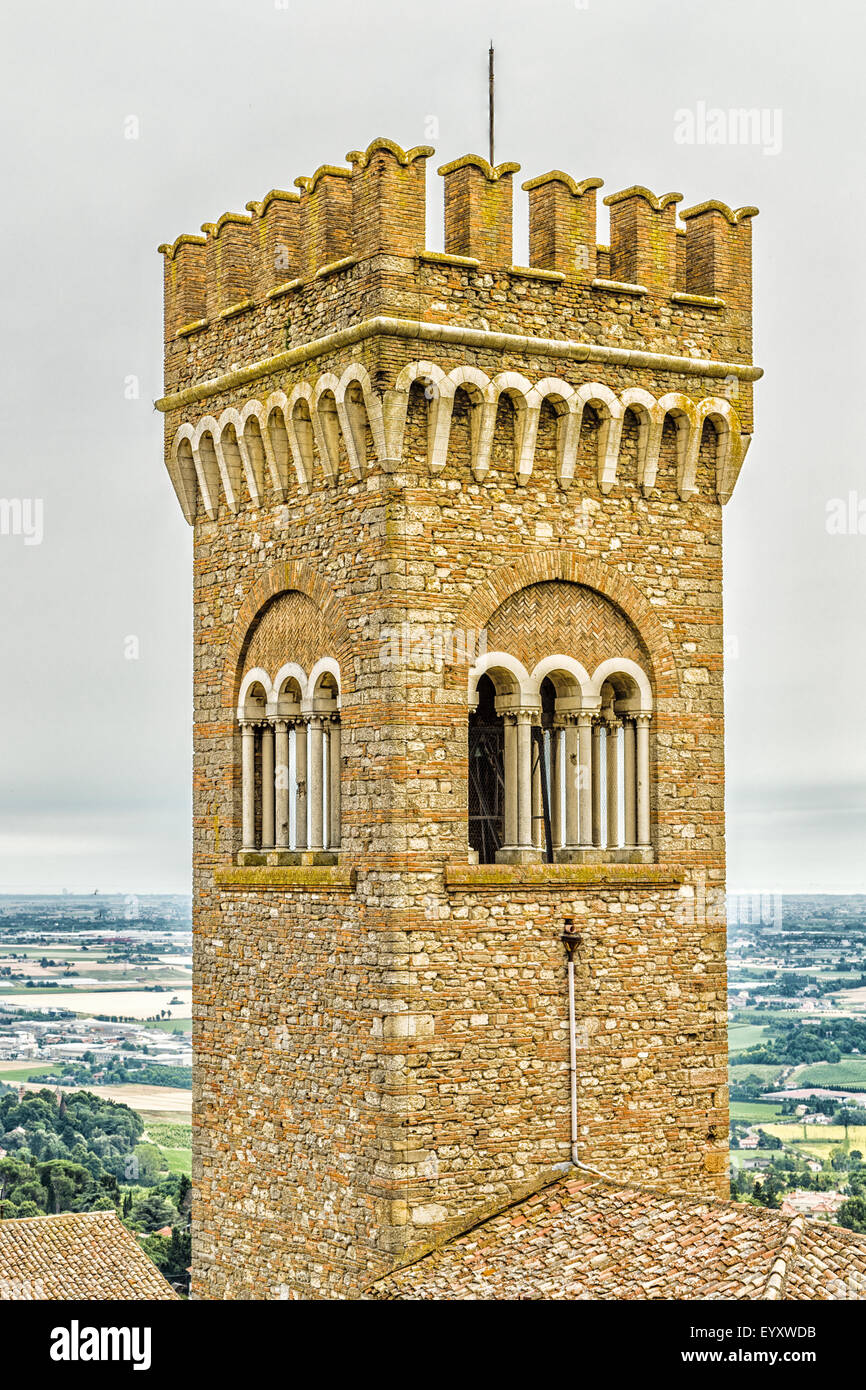 architecture in the Middle Ages - the civic tower adjacent to the town ...