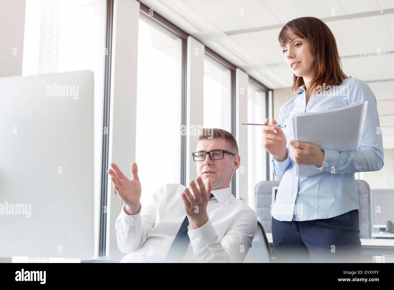 Explaining cooperation hi-res stock photography and images - Alamy