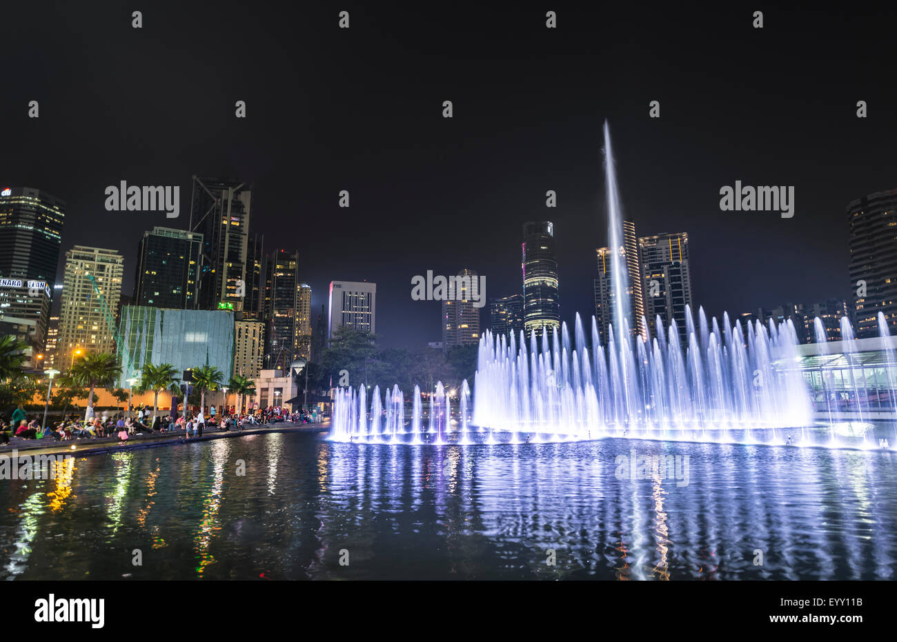 City water features hi-res stock photography and images - Alamy