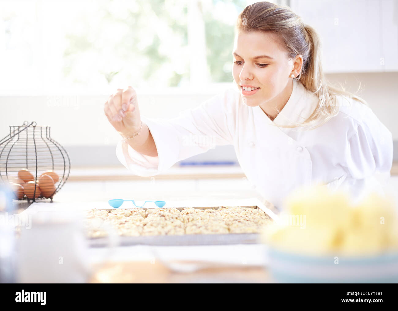 Baking skill hi-res stock photography and images - Alamy