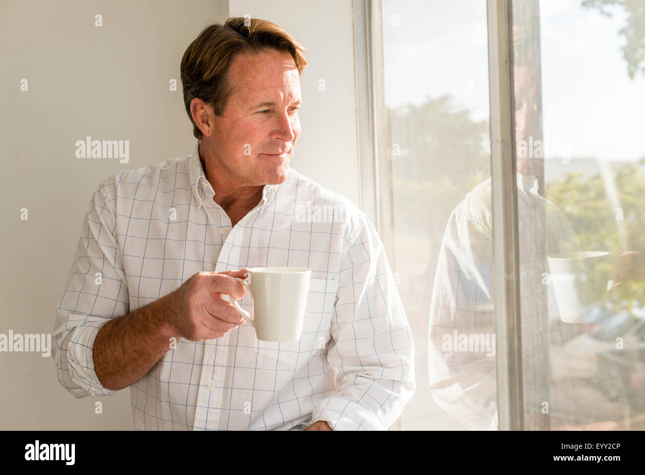 Coffee window hi-res stock photography and images - Alamy