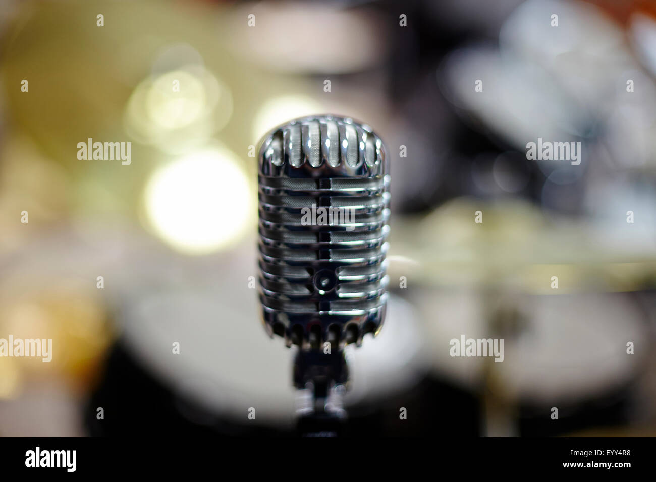 Old vintage antique microphone hi-res stock photography and images - Alamy