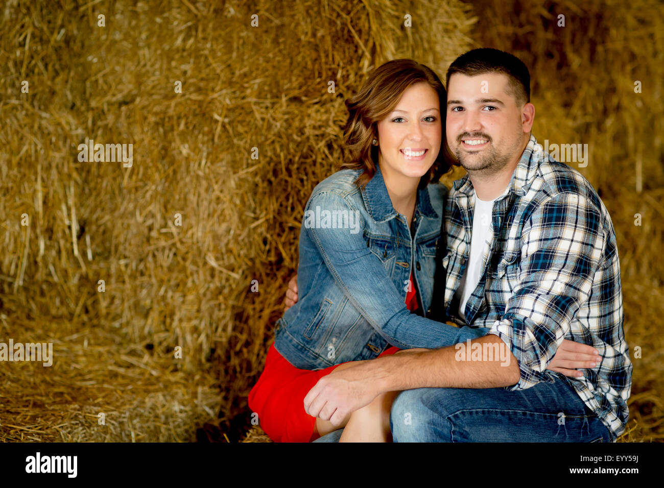 Man woman hay barn hi-res stock photography and images - Alamy