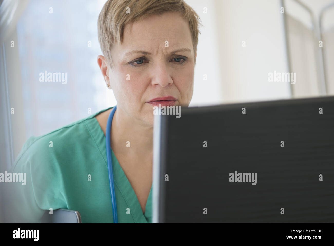 Close up view nurse woman hi-res stock photography and images - Alamy