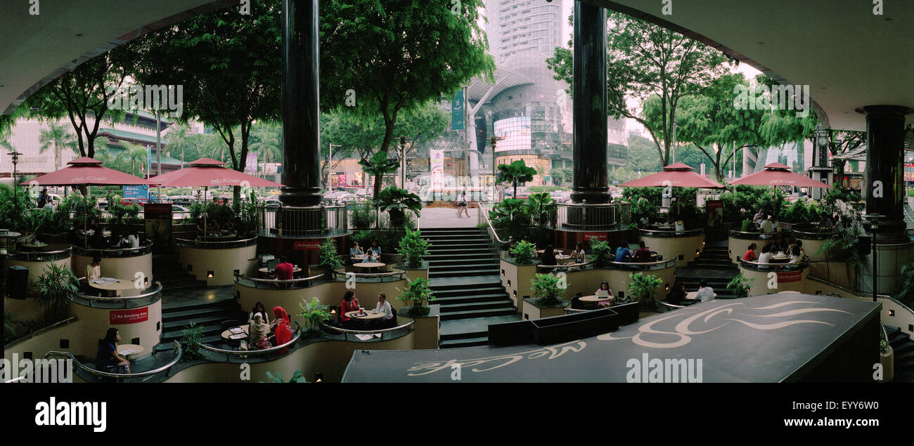 Mcdonalds mcdonald's mccafe coffee hi-res stock photography and images ...