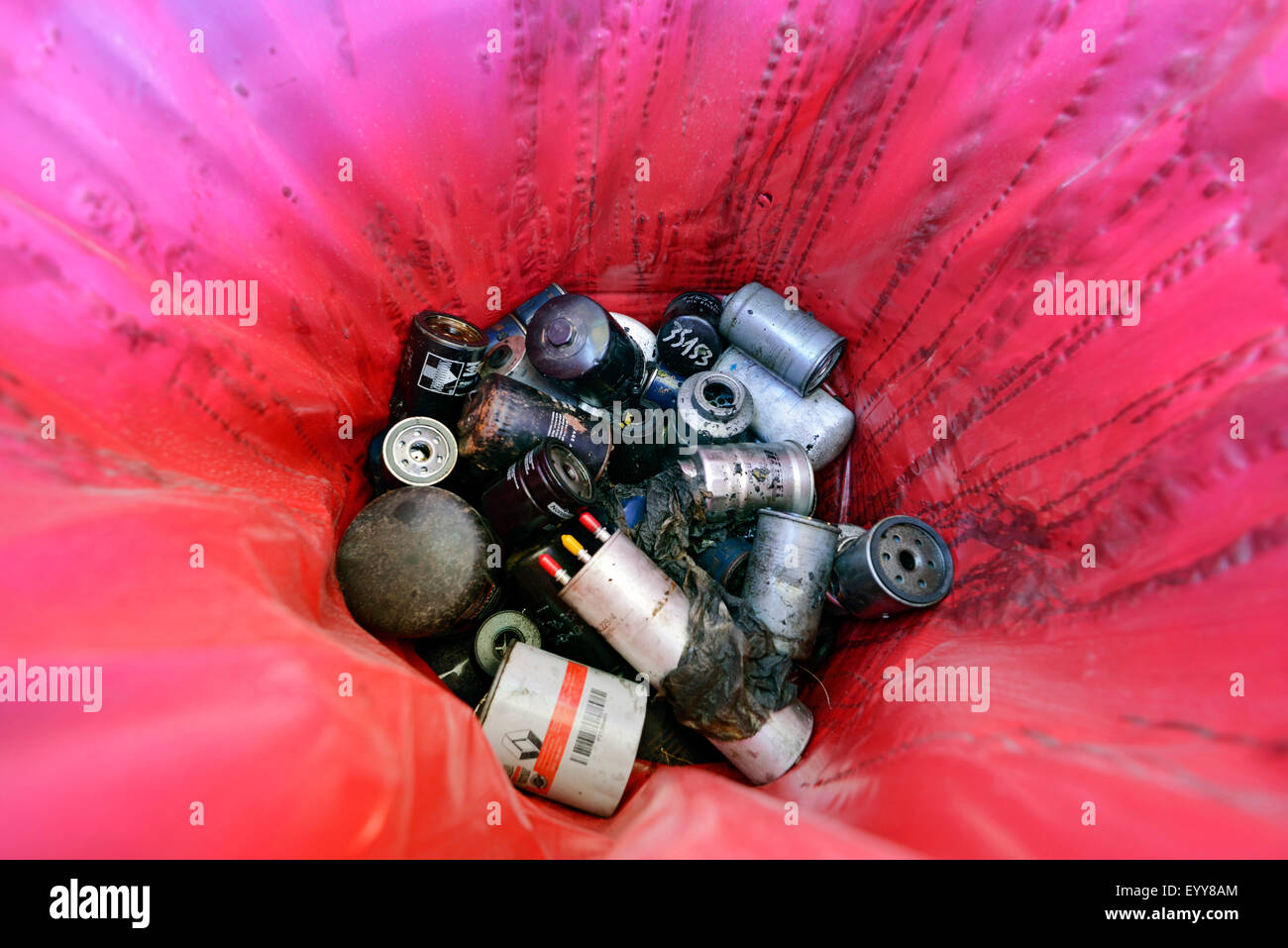 Waste management centre hi-res stock photography and images - Alamy