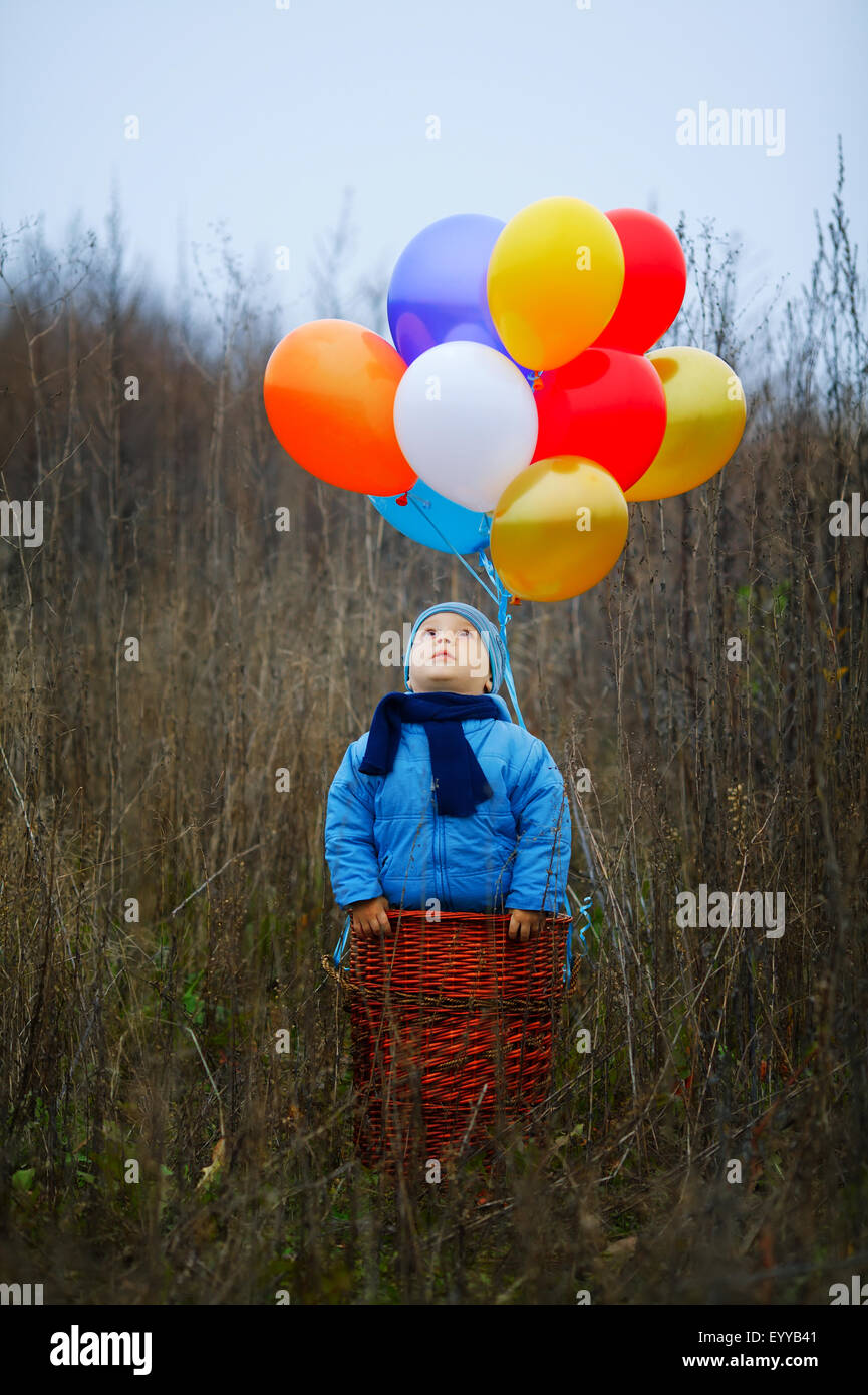 little boy wants to fly on balloons Stock Photo - Alamy little boy wants to fly on balloons Stock Photo - Alamy