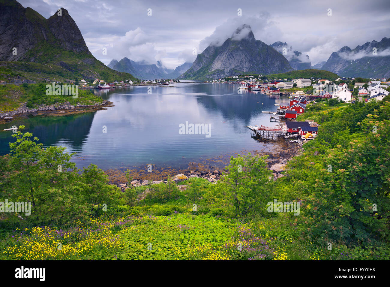 Lofoten islands norway reine hi-res stock photography and images - Alamy