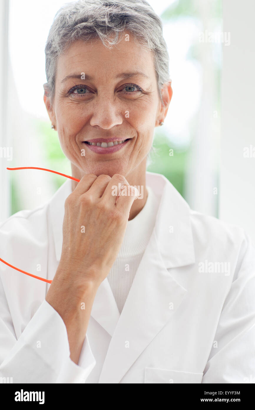 Resting her head in her hand hi-res stock photography and images - Alamy