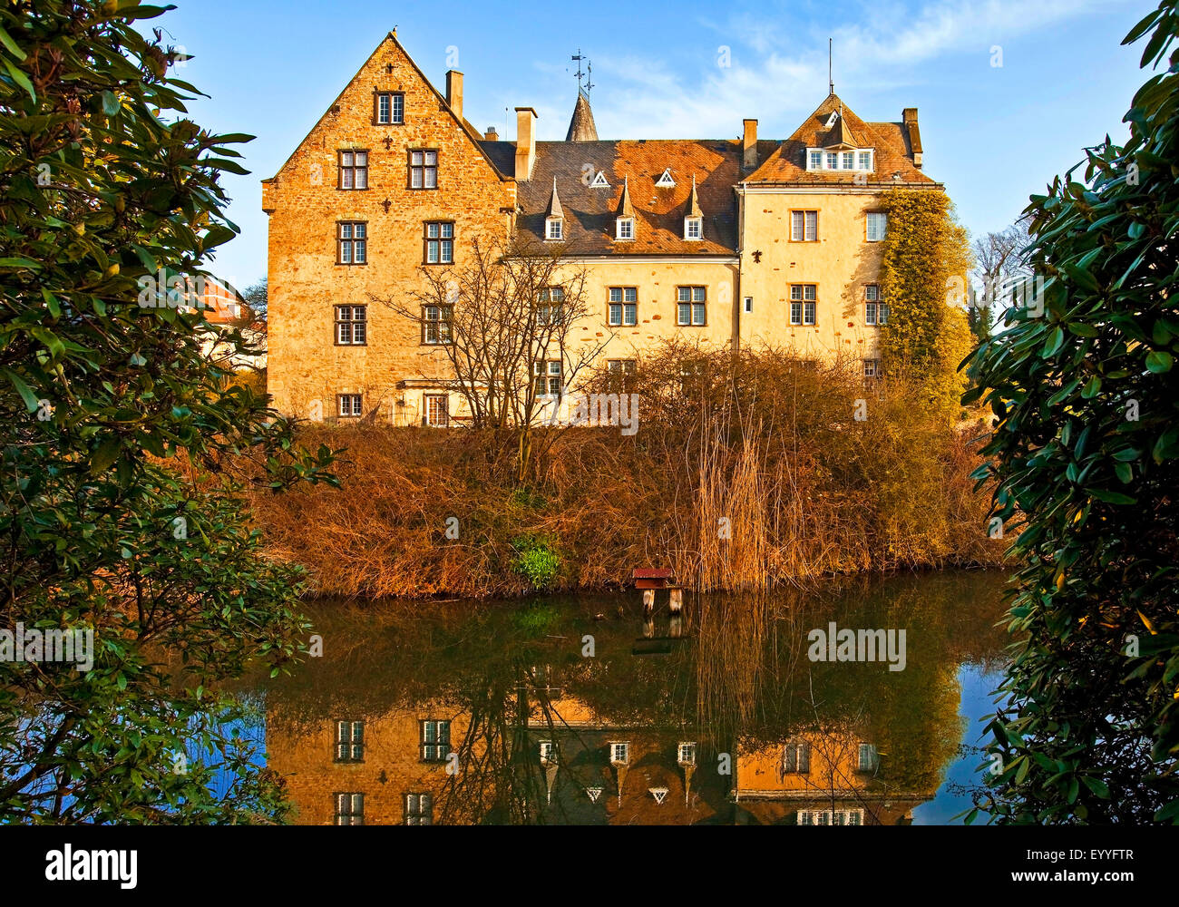 Medieval images of spring hi-res stock photography and images - Alamy