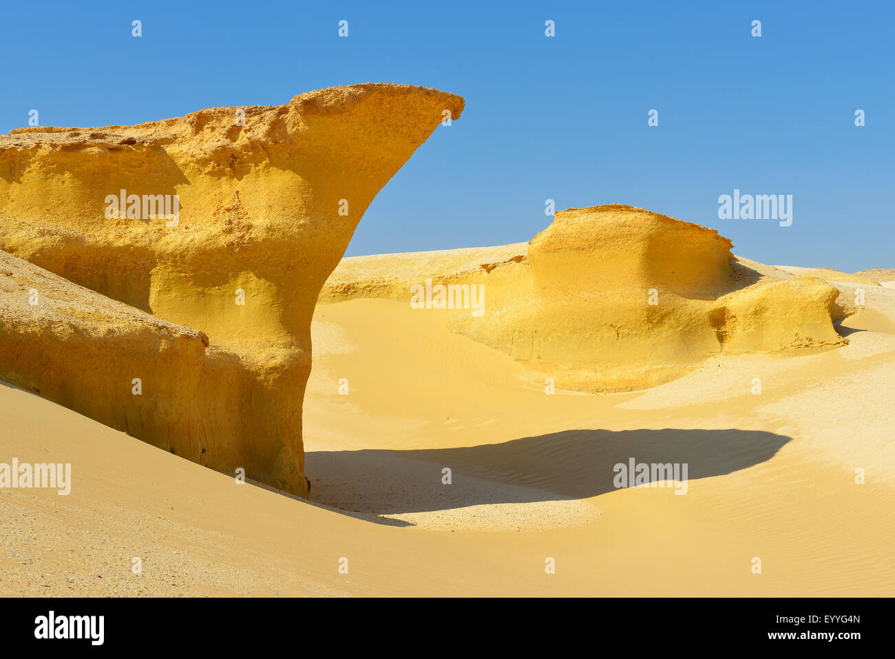 Libyan deserts hi-res stock photography and images - Alamy