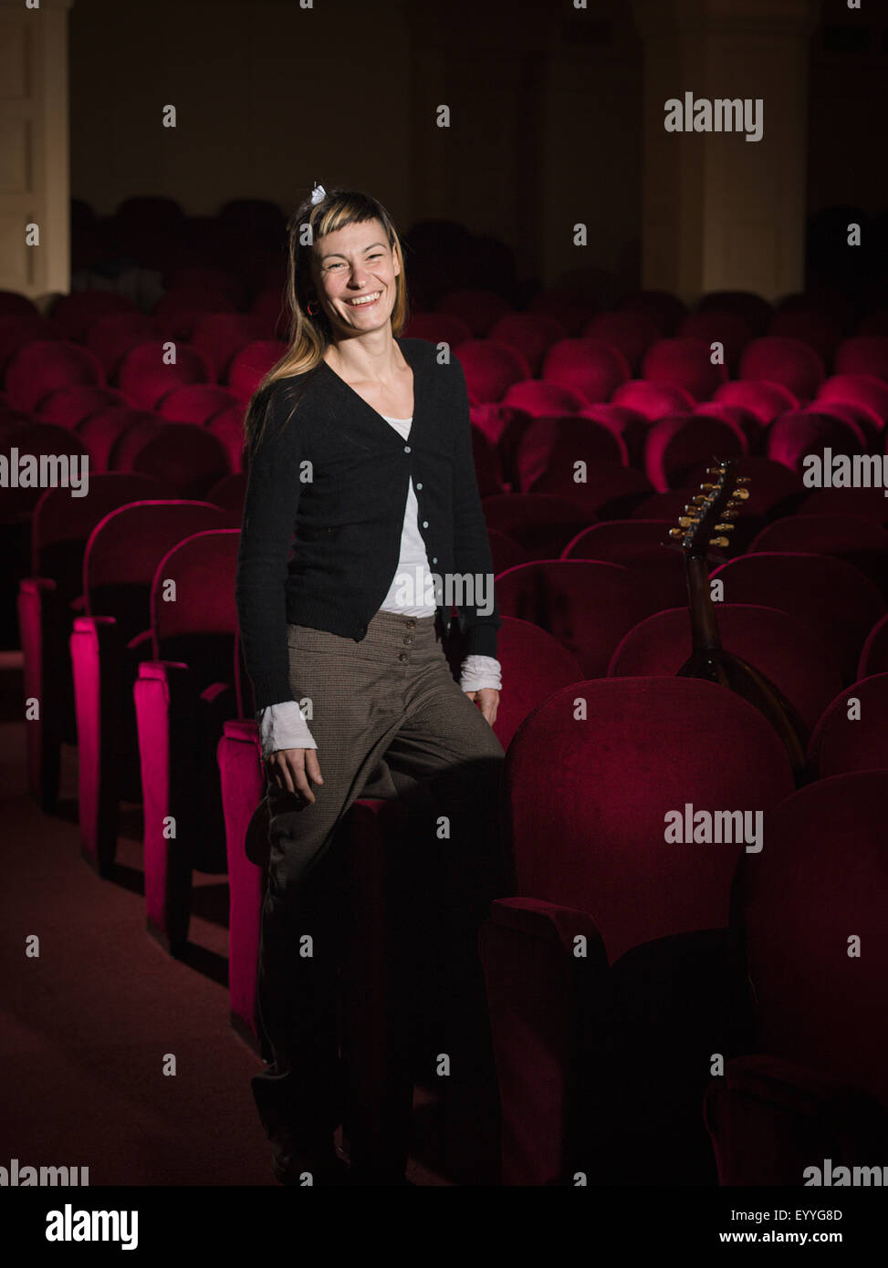 Adult women with theater hi-res stock photography and images - Alamy