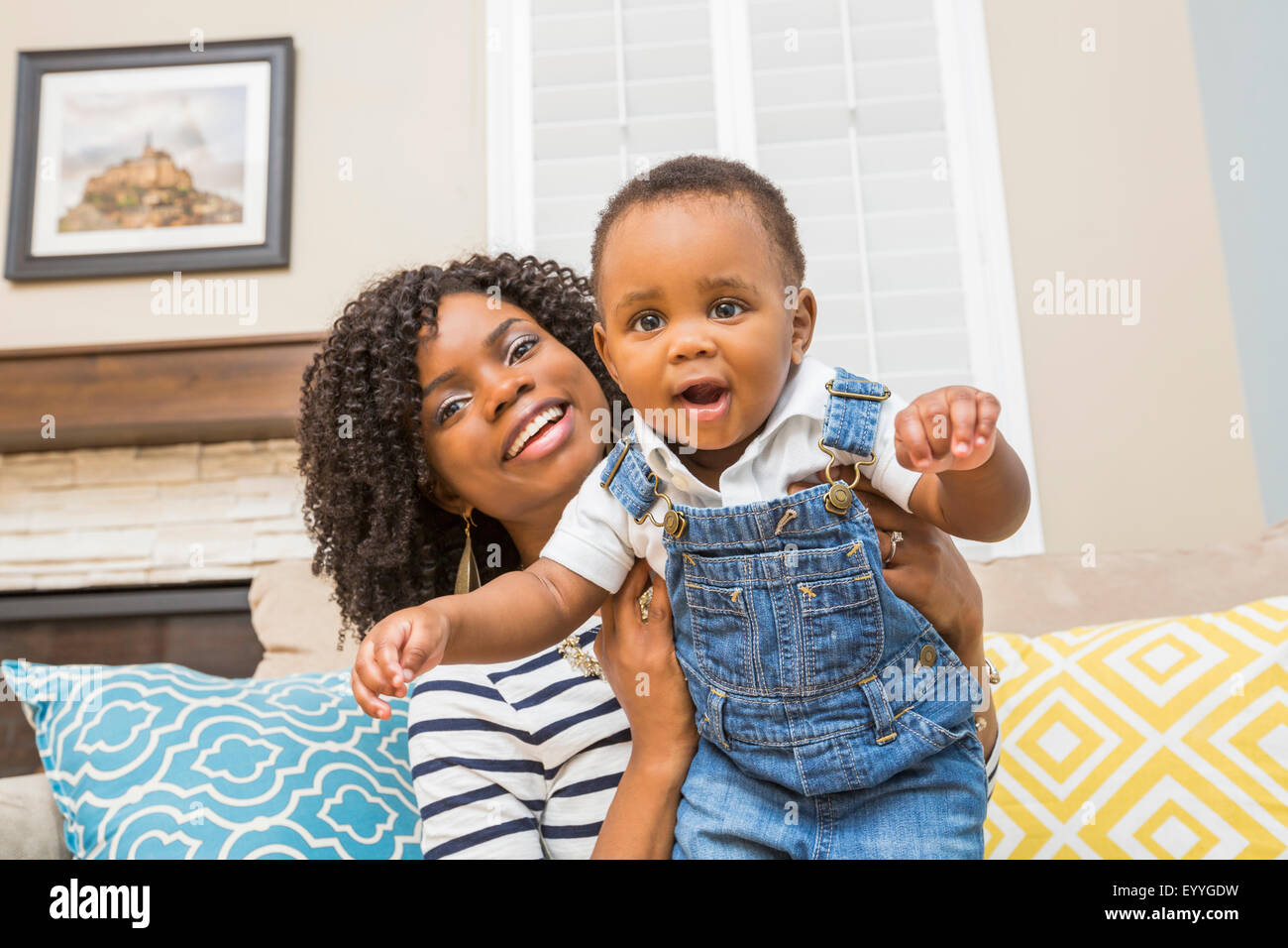 Black mother and child hi-res stock photography and images - Alamy