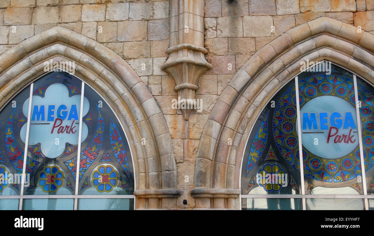 Mega park hi-res stock photography and images - Alamy