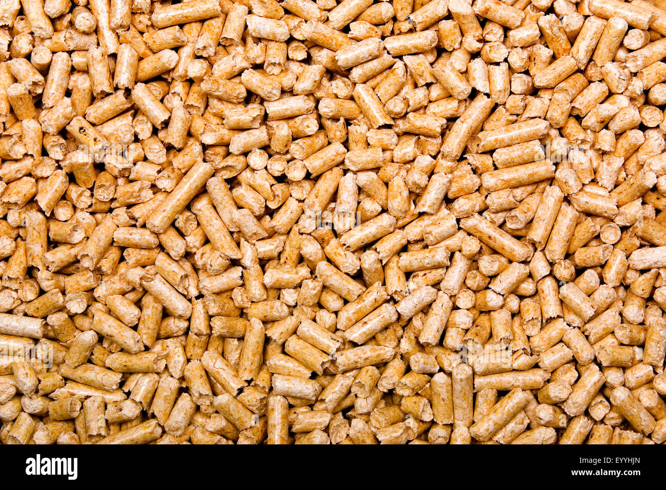 Wood pellets hi-res stock photography and images - Alamy