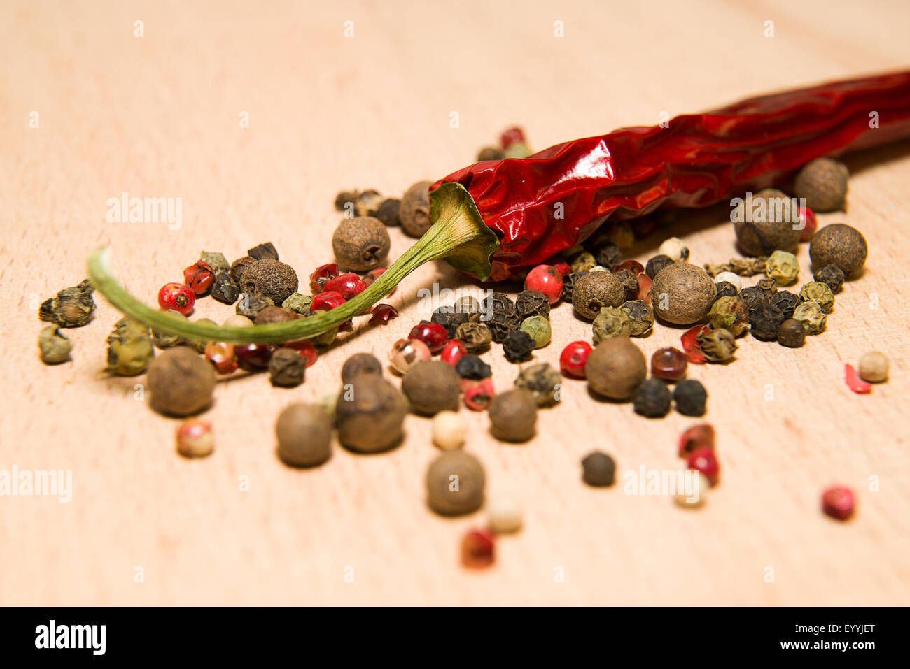 Grains pepper hi-res stock photography and images - Alamy