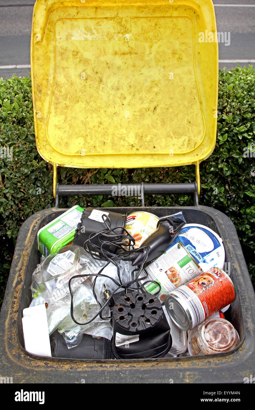 Refuse management hi-res stock photography and images - Alamy
