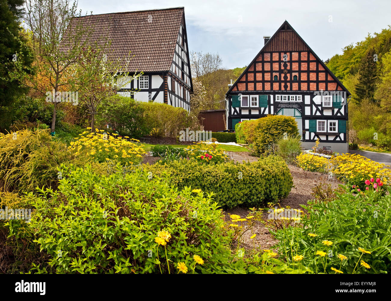 Garden old german farmhouse hi-res stock photography and images - Alamy