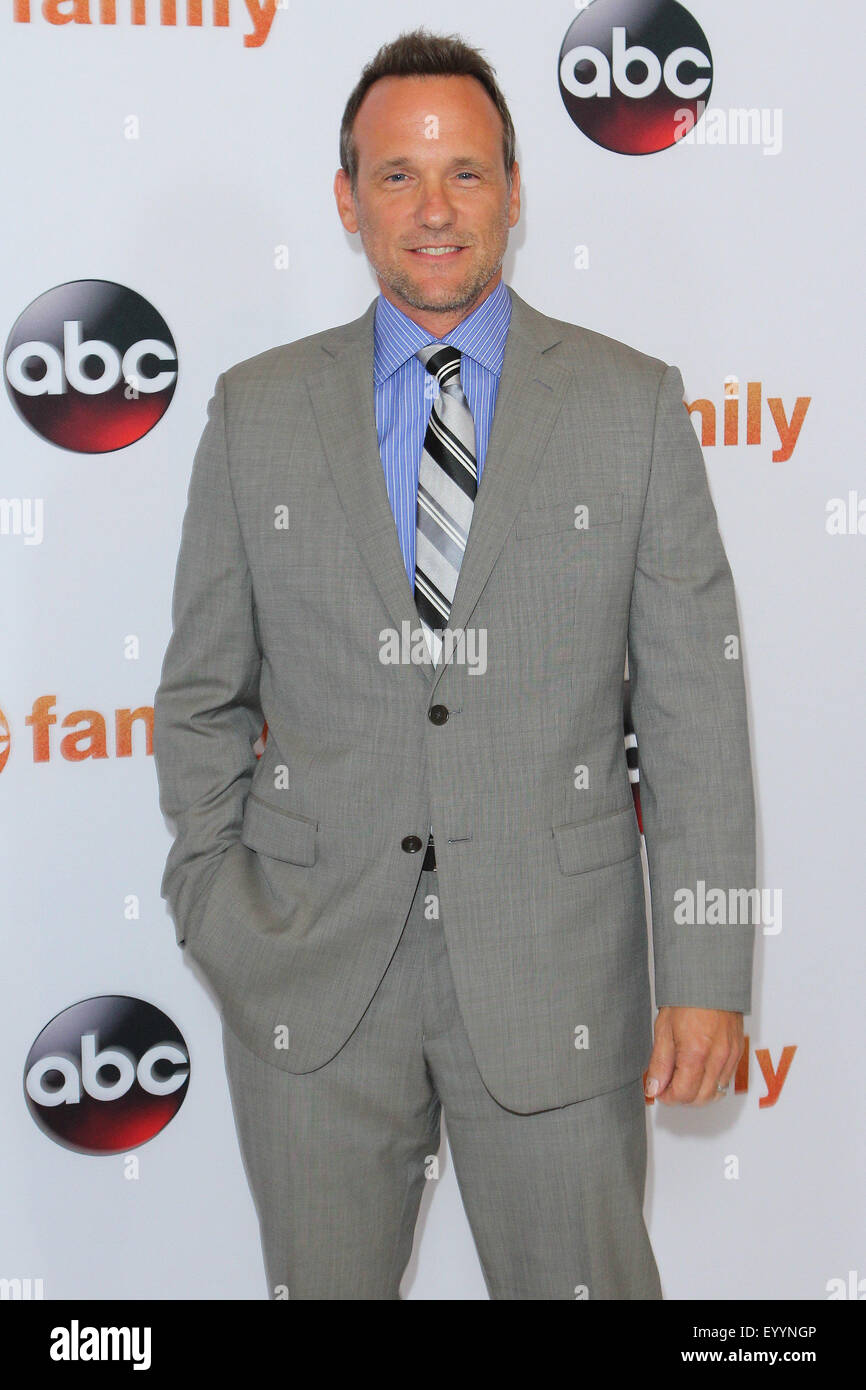 Los Angeles, California, USA. 4th Aug, 2015. Tom Verica attends Disney ...