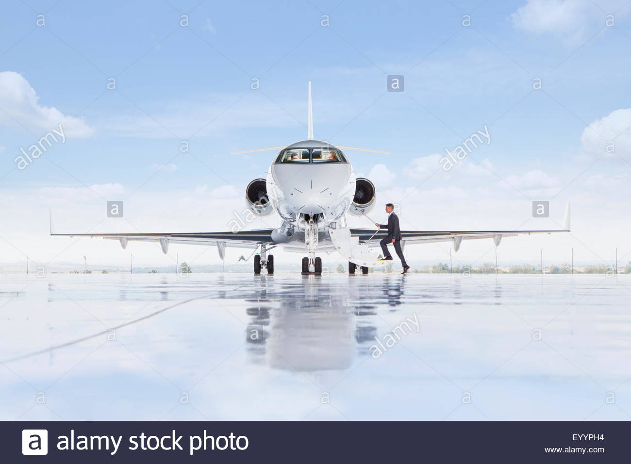 Boarding Ladder Stock Photos & Boarding Ladder Stock Images - Alamy