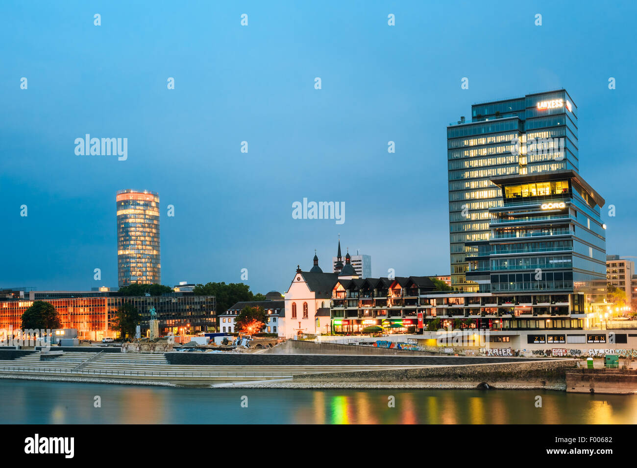 COLOGNE, GERMANY - JUNE 17, 2015: Embankment In Old Part Of Cologne At ...