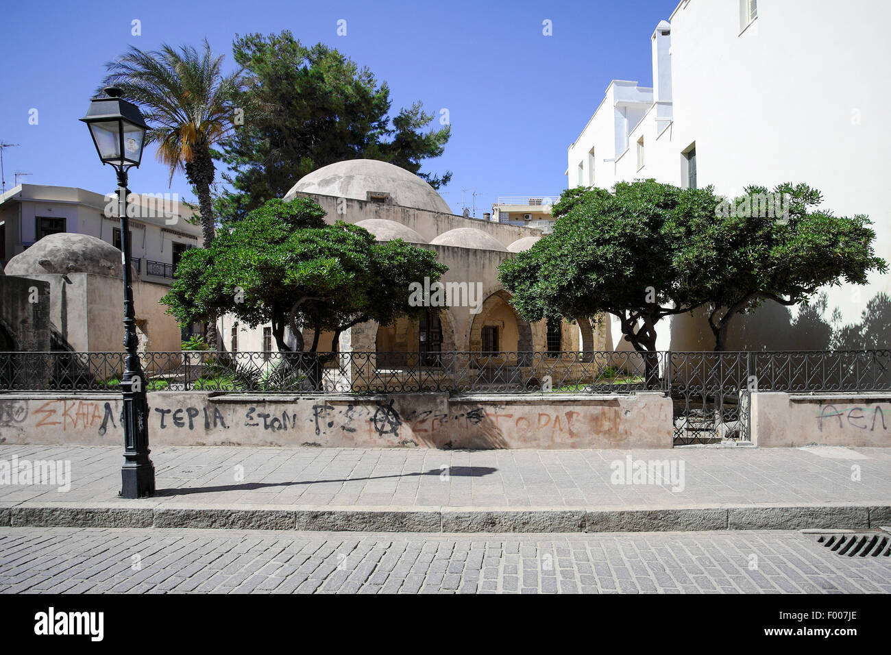Kara musa pasha mosque rethymnon hi-res stock photography and images ...