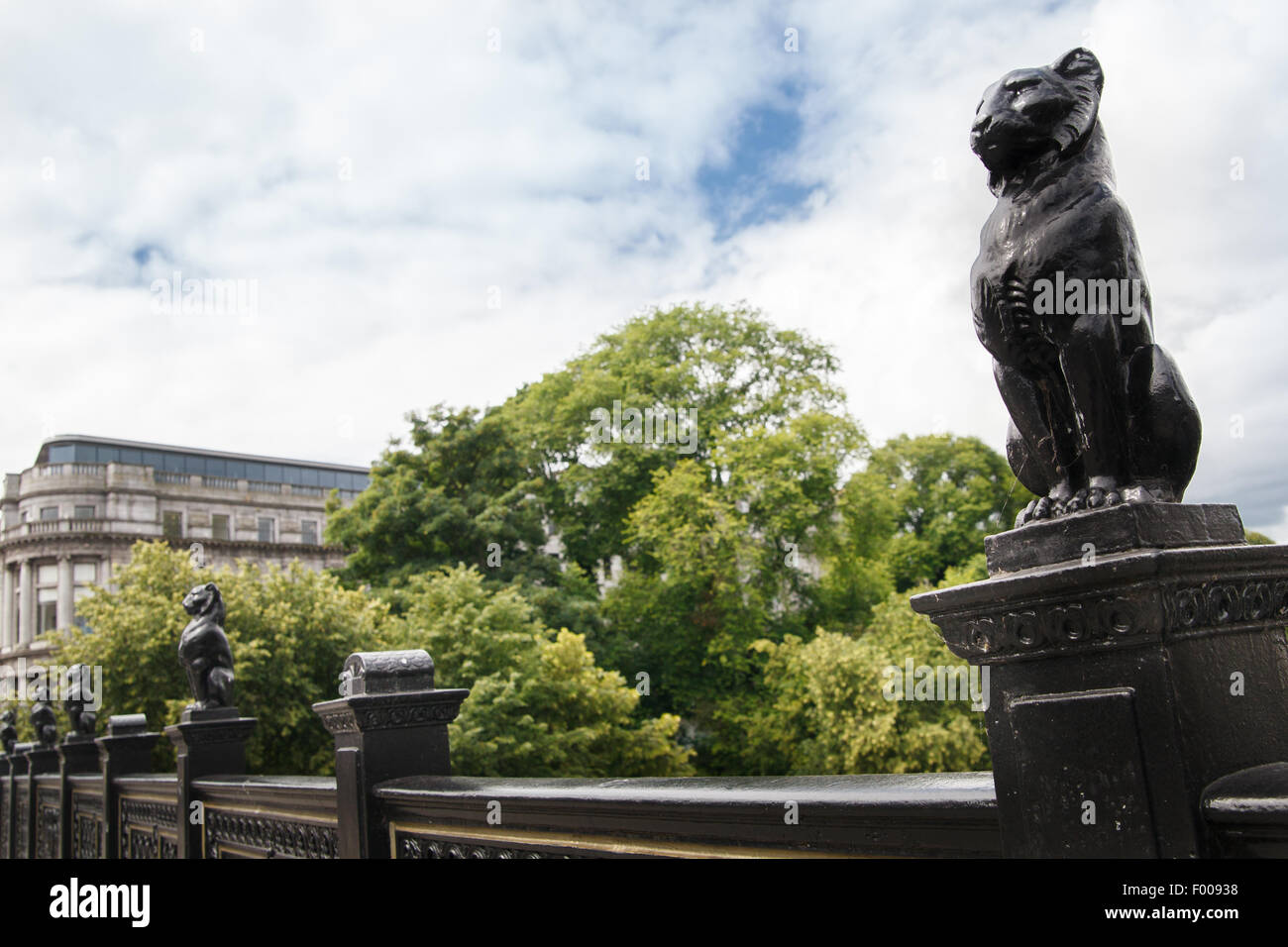 Union bridge, Aberdeen Stock Photo - Alamy