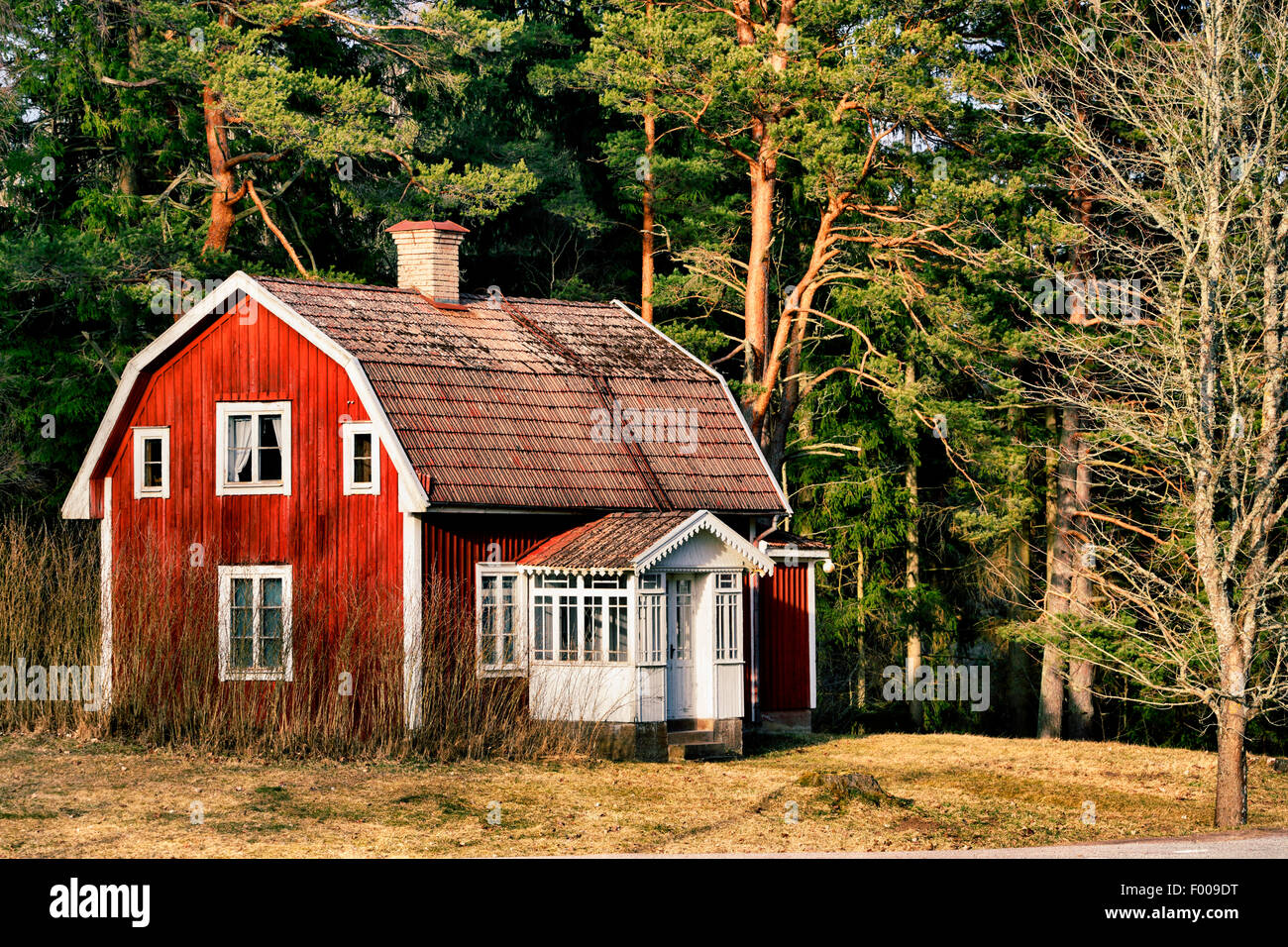 Small farm in rural hi-res stock photography and images - Alamy