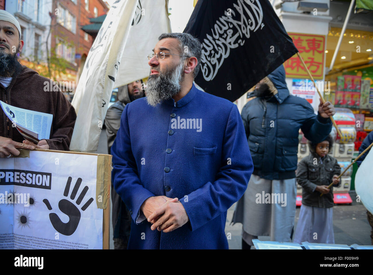 Islamic preacher Anjem Chaudry in London Stock Photo - Alamy