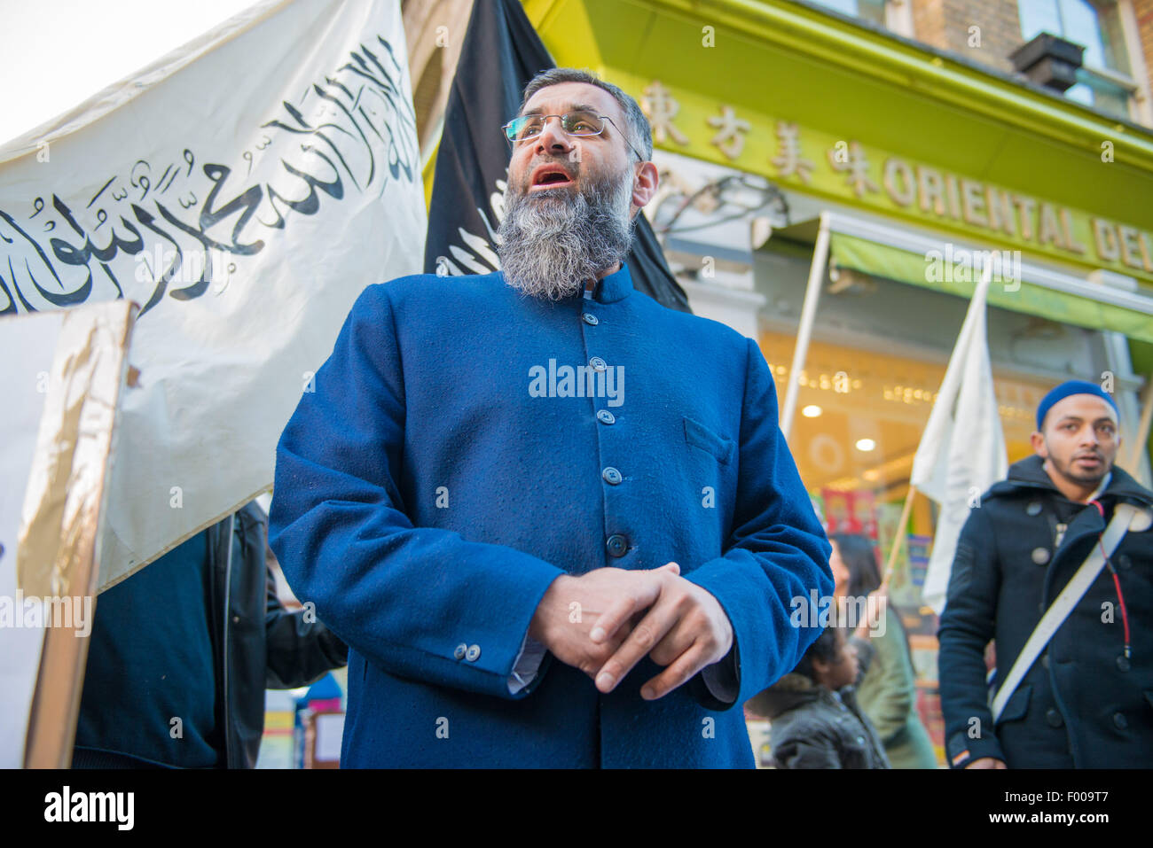 Islamic preacher Anjem Chaudry in London Stock Photo - Alamy