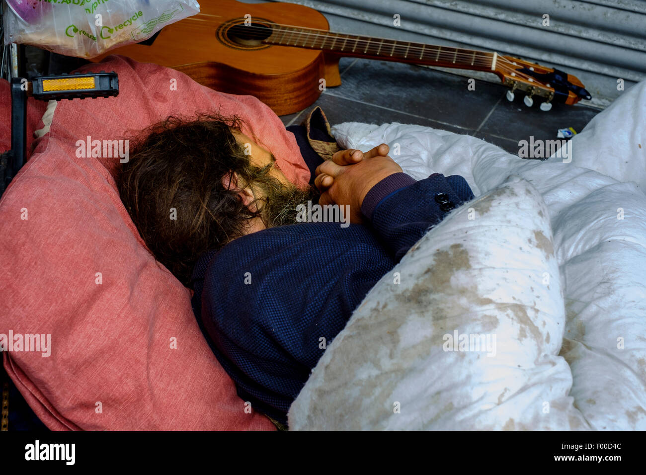 Homeless and sleeping on the streets of Bournemouth as tourists walk by ...