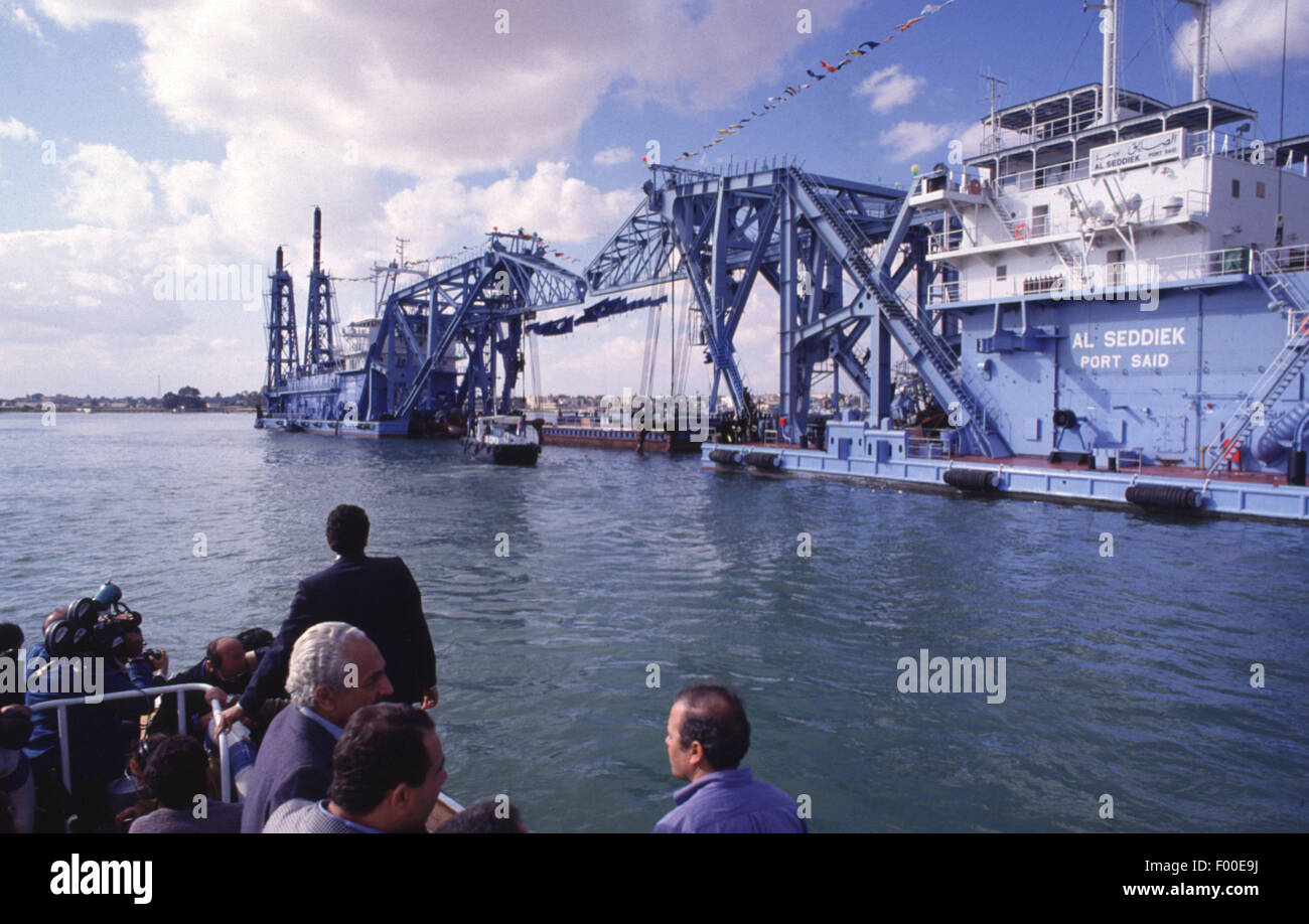SUEZ CANAL, EGYPT -- 1980 - A MASSIVE DREDGER FLOATS IN THE SUEZ CANAL ...