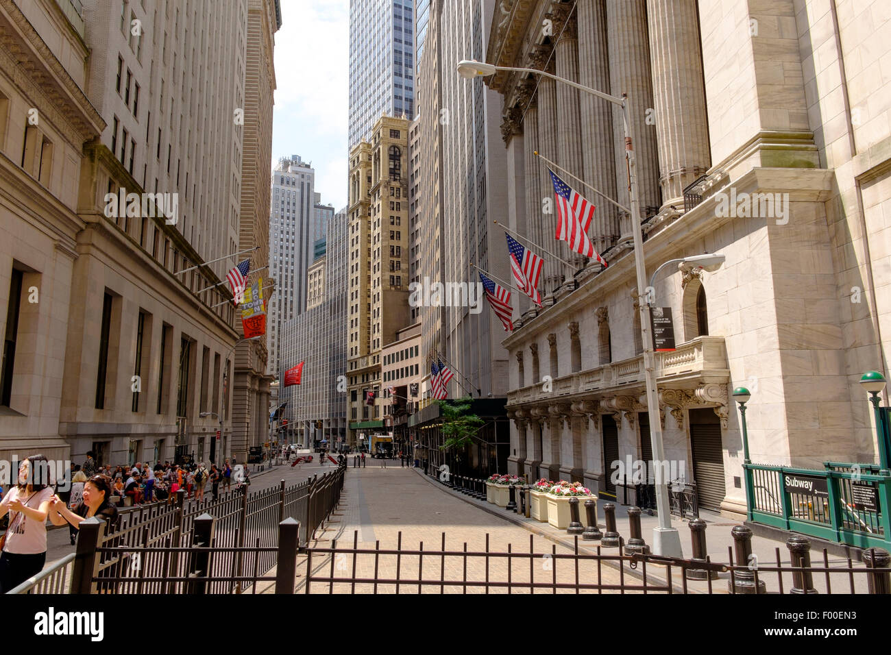 Nyse building facade hi-res stock photography and images - Alamy
