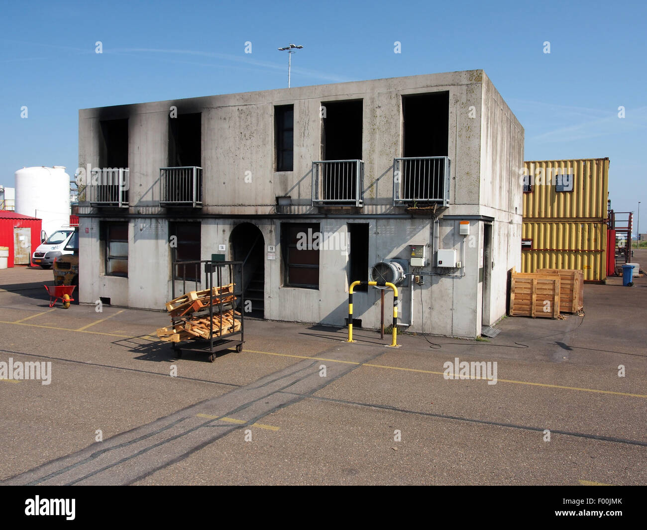 Falck Fire Fighting High Resolution Stock Photography and Images - Alamy