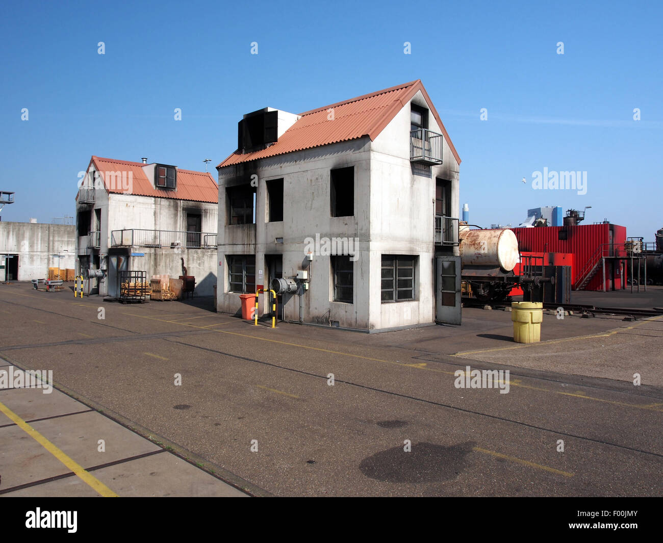 Falck Fire Fighting High Resolution Stock Photography and Images - Alamy