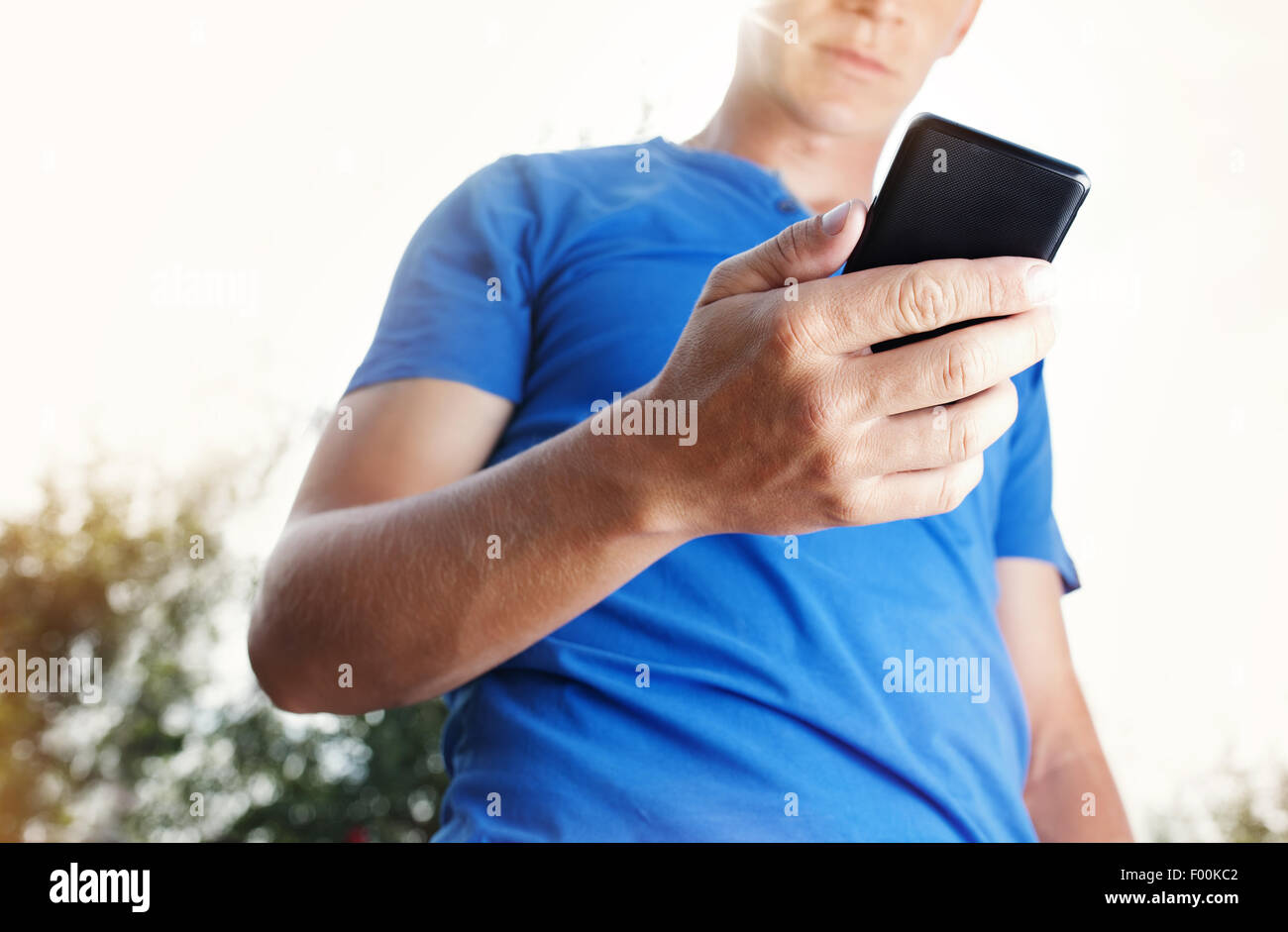 Professional man mobile phone hi-res stock photography and images - Alamy