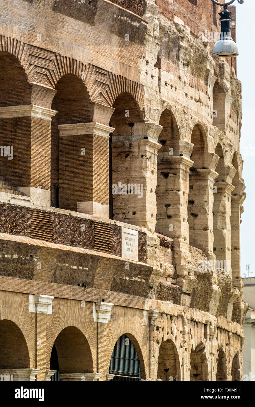 Façade of the colosseum hi-res stock photography and images - Alamy