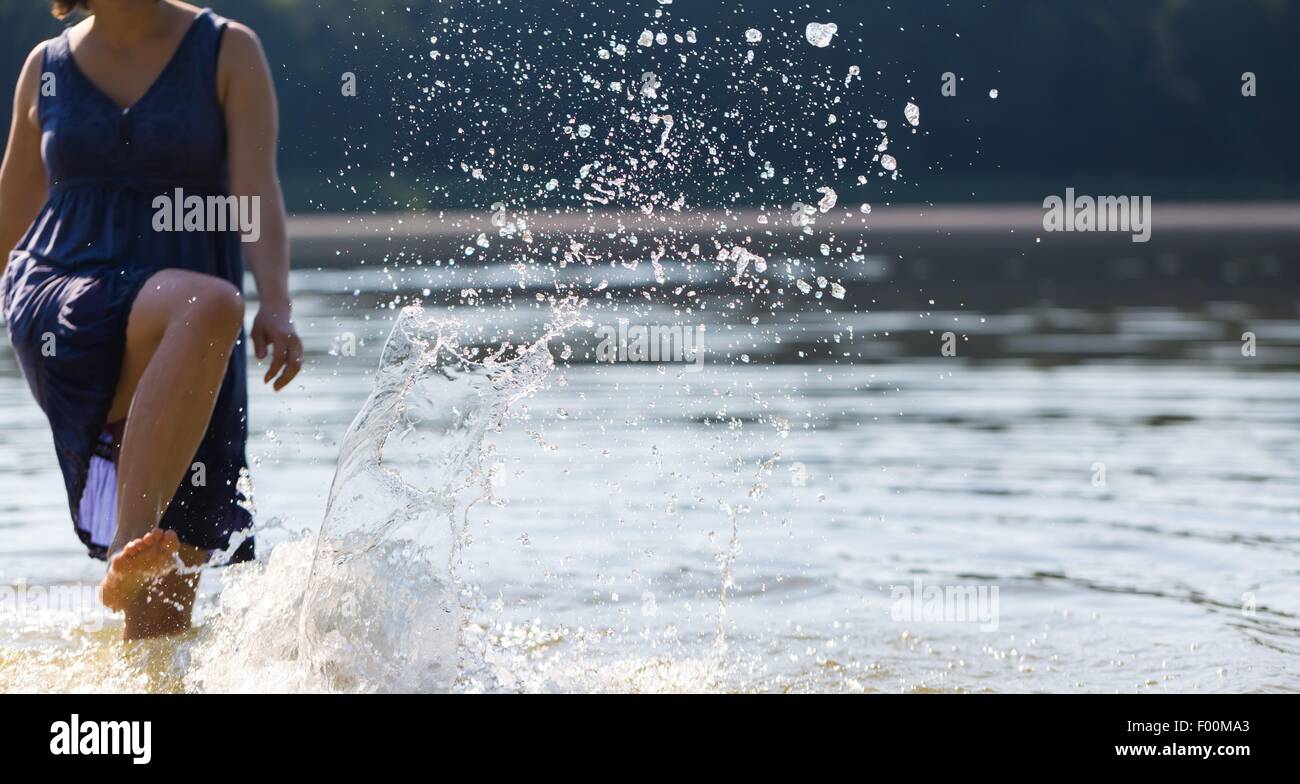 Lake water splash outdoors hi-res stock photography and images - Alamy