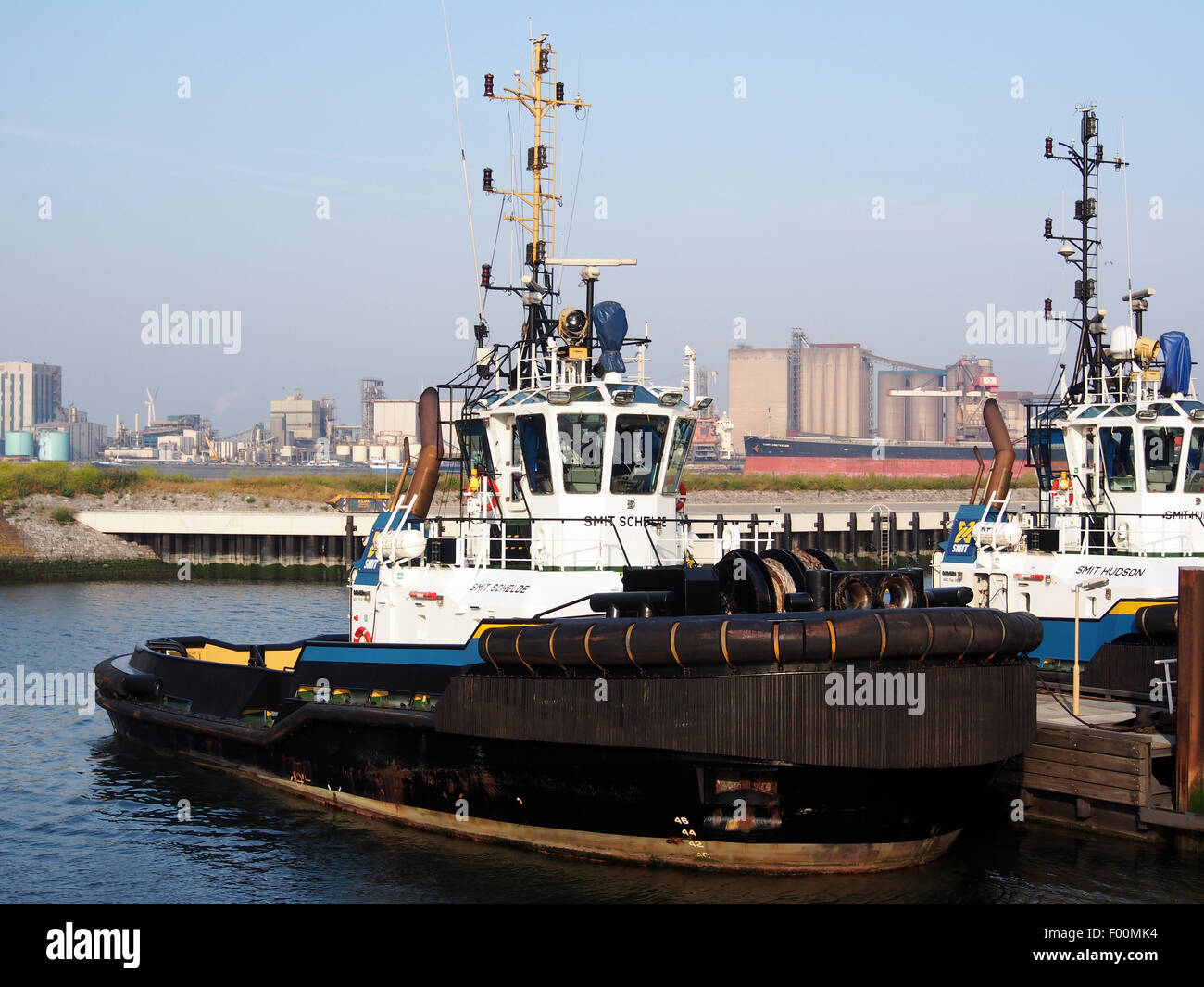 The Smit Schelde (IMO 9402433) is a tug vessel operating in the ...