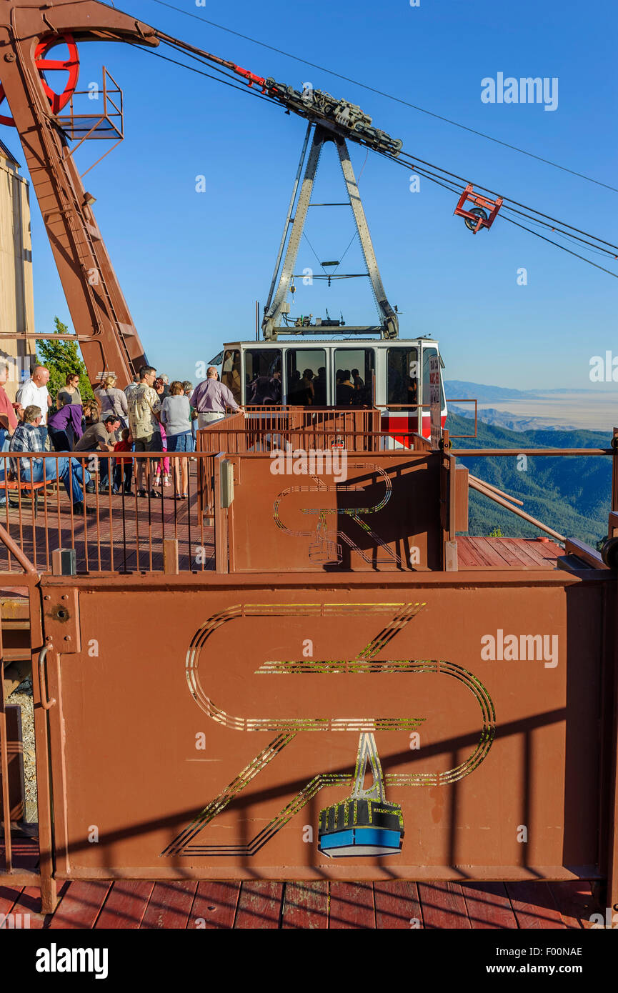 Sandia Aerial Peak Tram. New Mexico. USA Stock Photo - Alamy