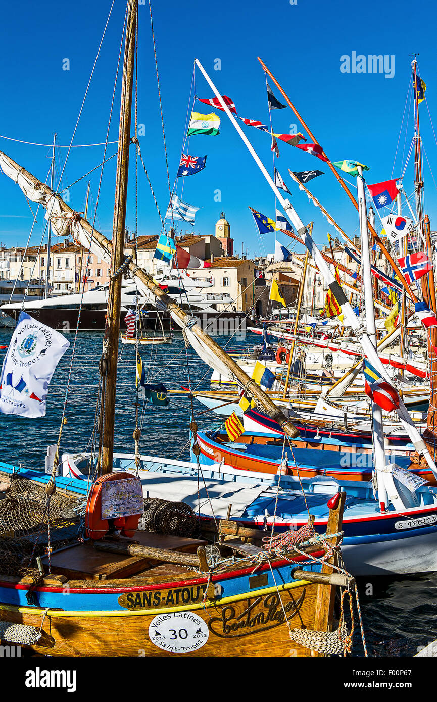 Sails of barque hi-res stock photography and images - Alamy
