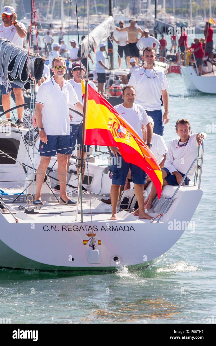 Palma de Mallorca, Spain. 5th Aug, 2015. Spanish King Felipe sails on ...