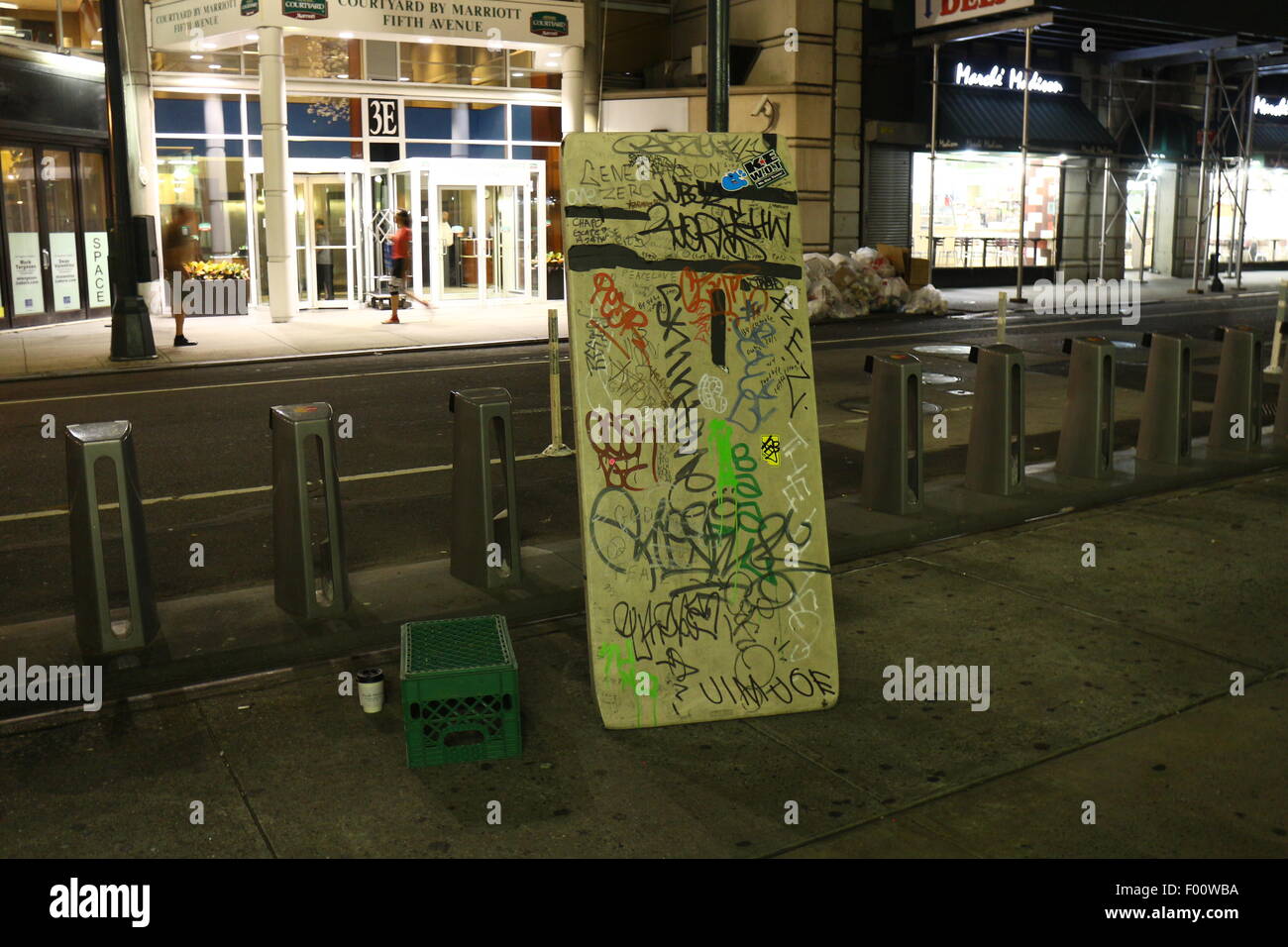 Graffiti table hi-res stock photography and images - Alamy