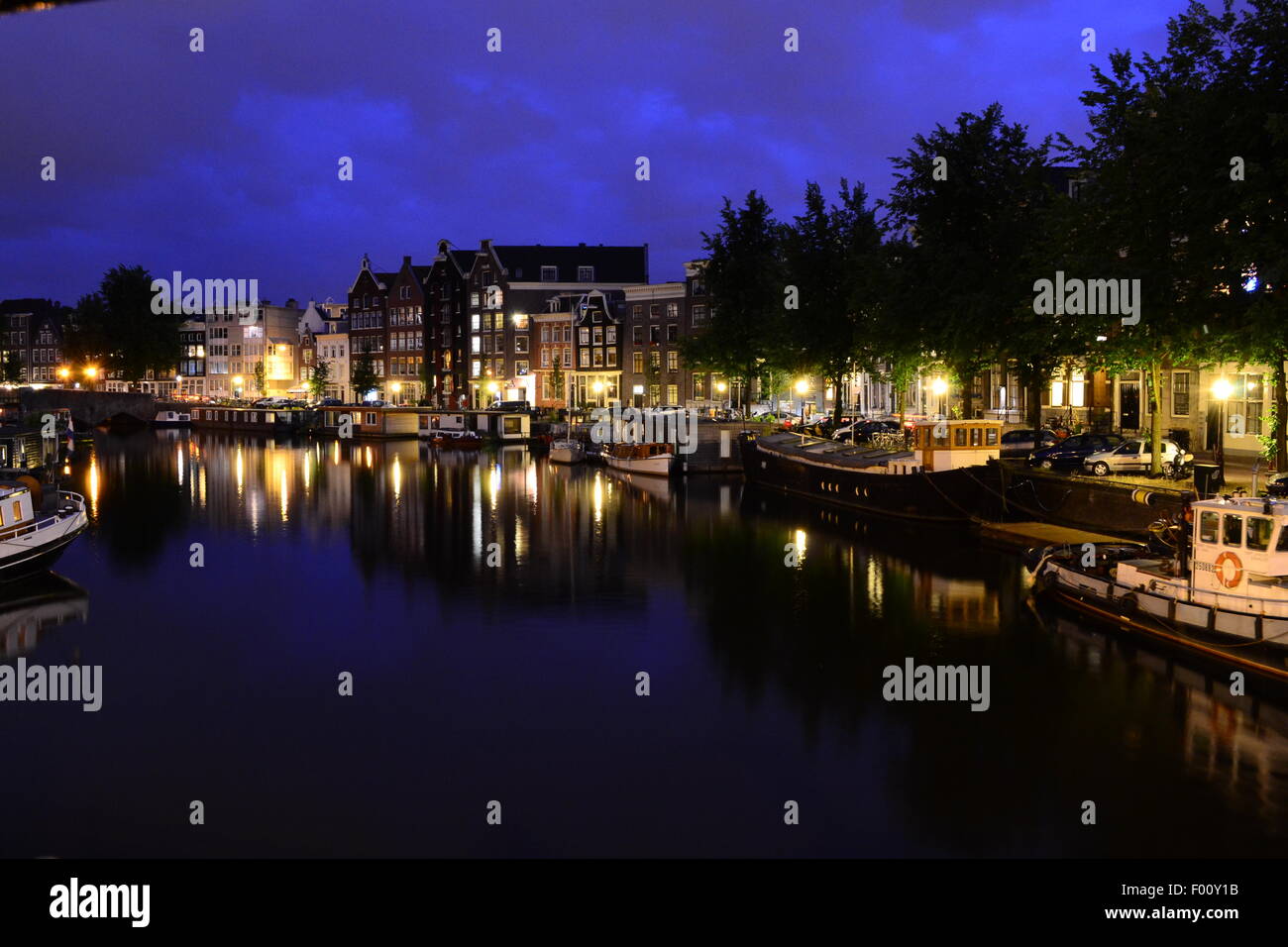 Holland dusk riverboat hi-res stock photography and images - Alamy