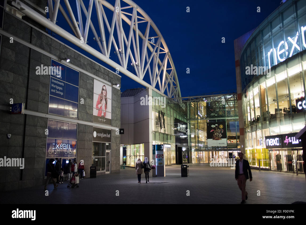 bullring shopping centre building at night birmingham bullring england ...