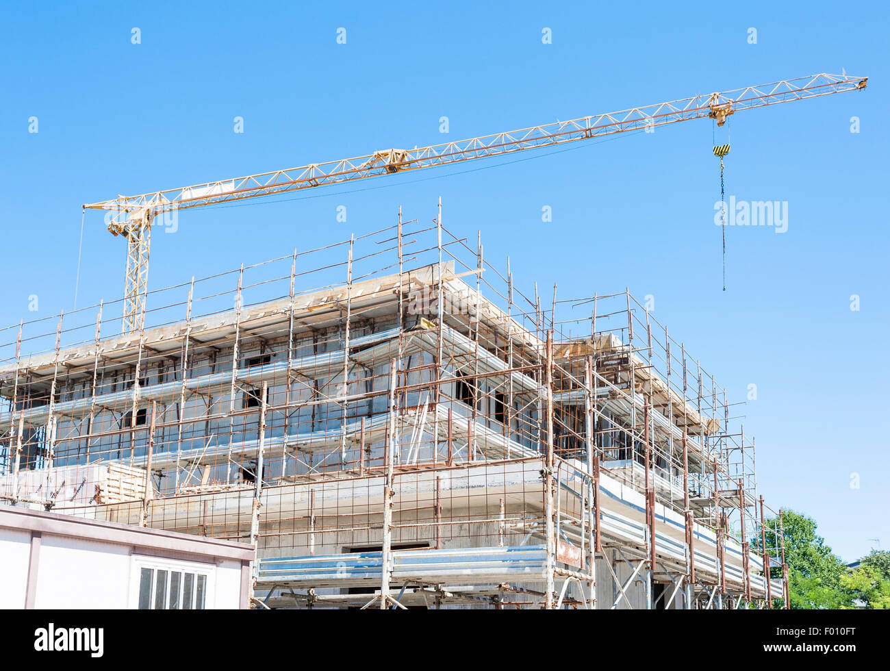 Hospital construction crane hi-res stock photography and images - Alamy