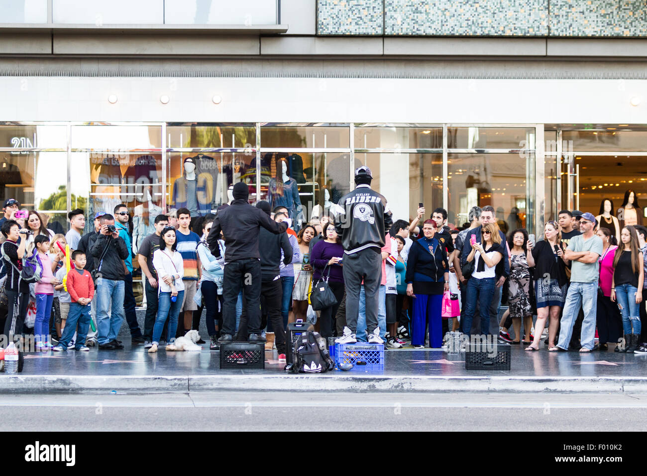 Hollywood, California - February 08 : Crowd gathering around street ...