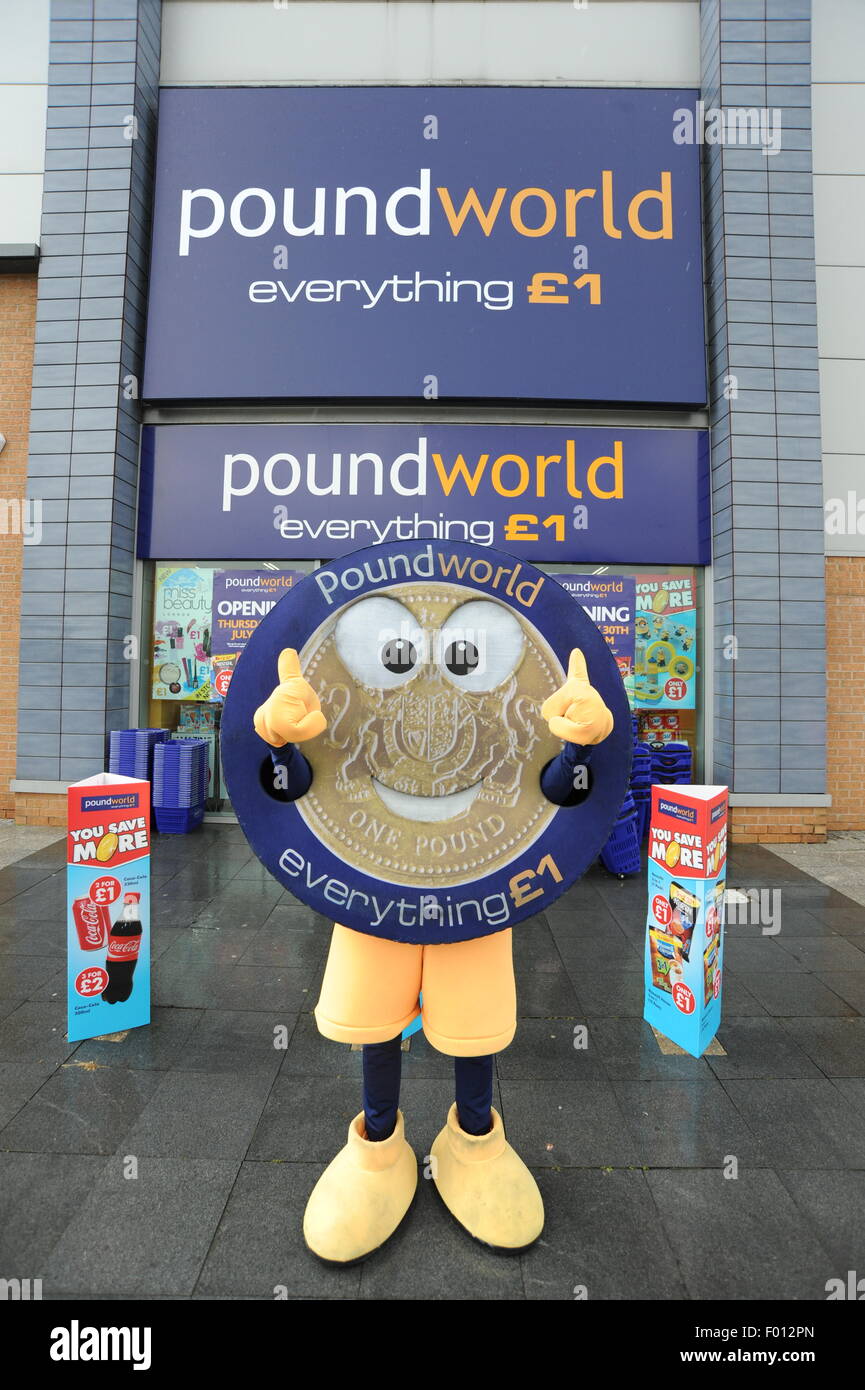 Pound store uk hi-res stock photography and images - Alamy